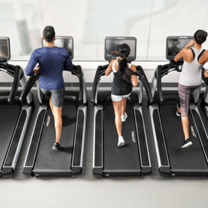 ELEVATION SERIES TREADMILL - Life Fitness