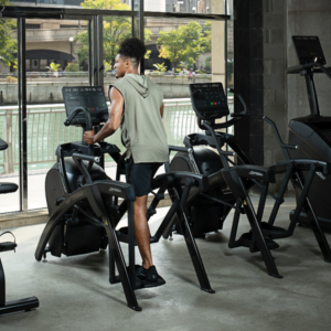 TOTAL BODY ARC TRAINER - Life Fitness