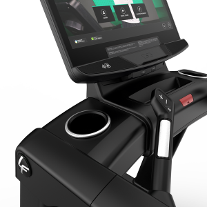 INTEGRITY+ TREADMILL - Life Fitness